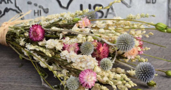 Dried Spring Meadow Bouquet