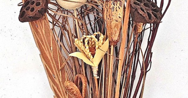 Natural Pod Ting Floral Bouquet