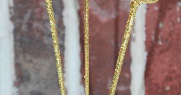 Dried Vine Latta Balls Stemmed