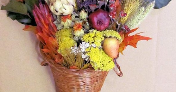 Dried Flower Cornucopia - Horn of Plenty